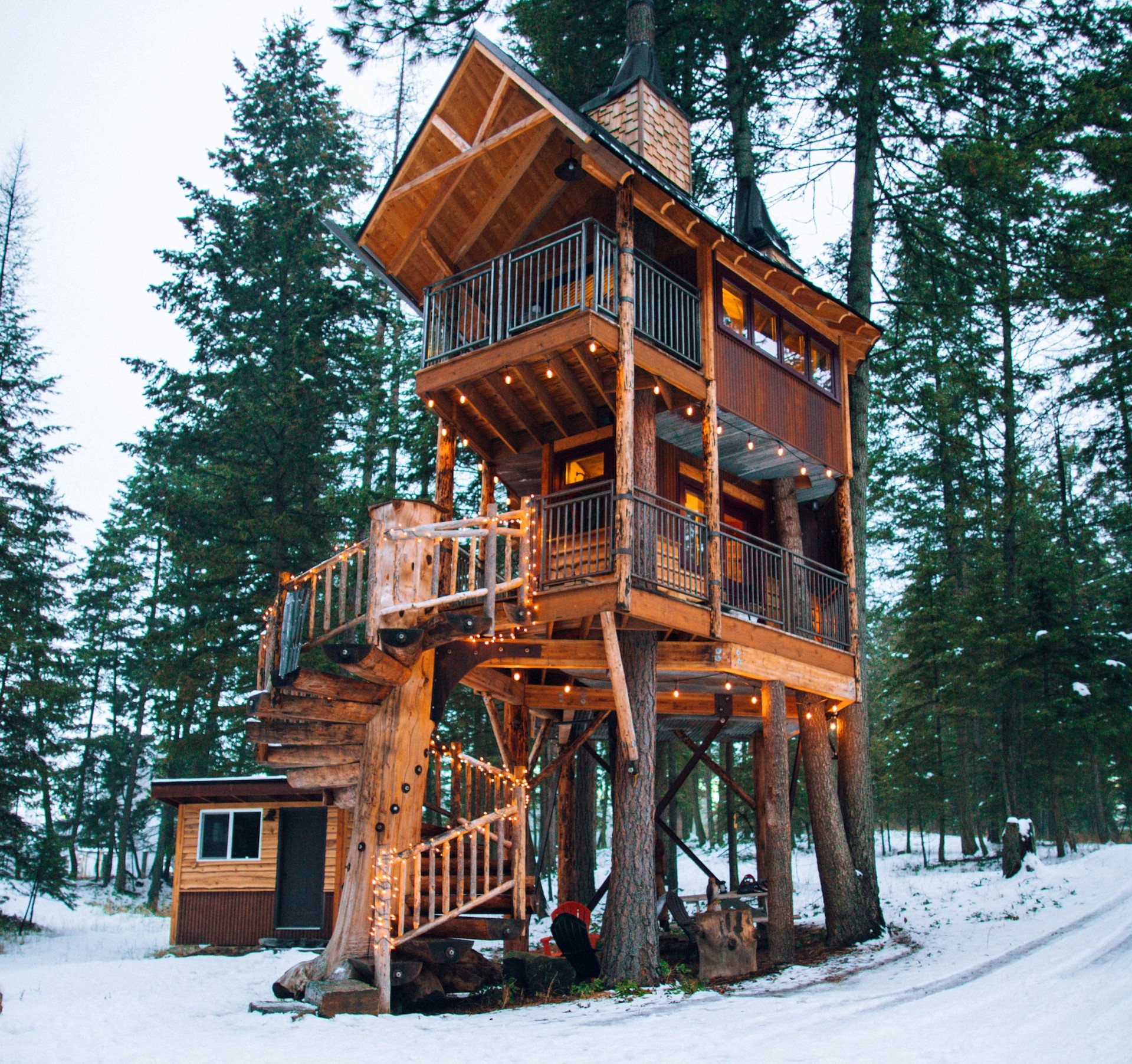 5 Beautiful Treehouse Designs You'll Love | Renovated
