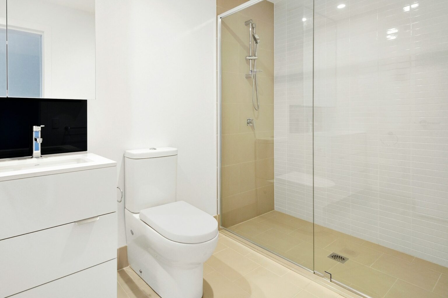 Complete Guide to Shower Drain Types and Installation | Renovated